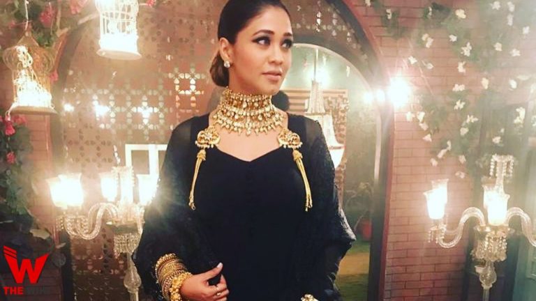 Amrapali Gupta (Actress) Height, Weight, Age, Affairs, Biography & More